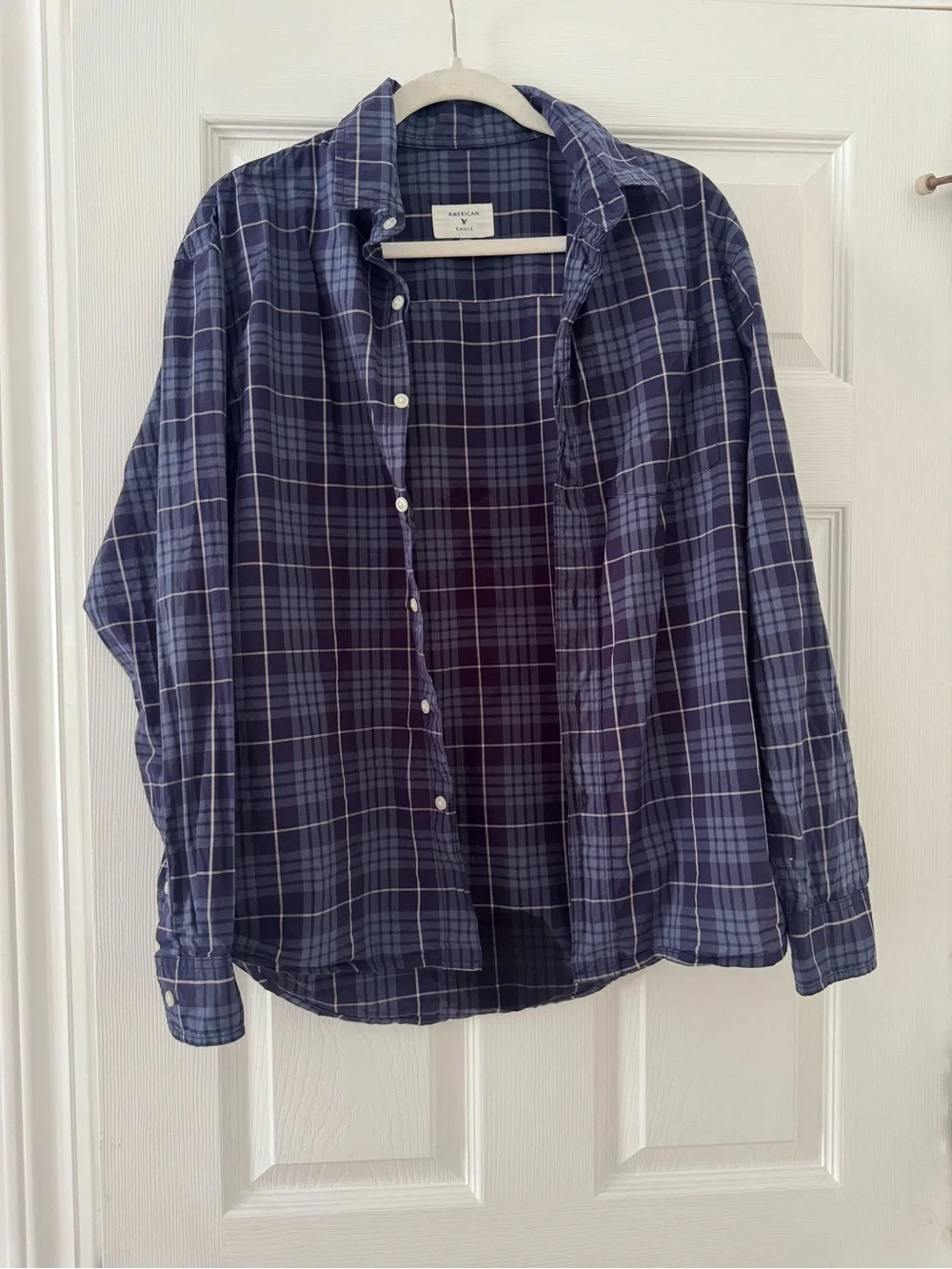 American Eagle Outfitters | Shirts | Two American Eagle Button Down ...